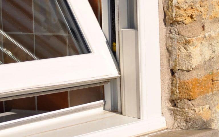 Vertical Sliding Windows - Accolade Windows & Conservatories